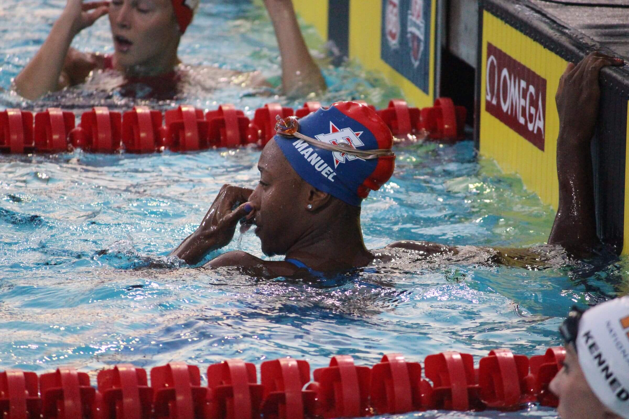 Simone Manuel Dominates 100 Free in TYR Pro Swim Series Bloomington ...