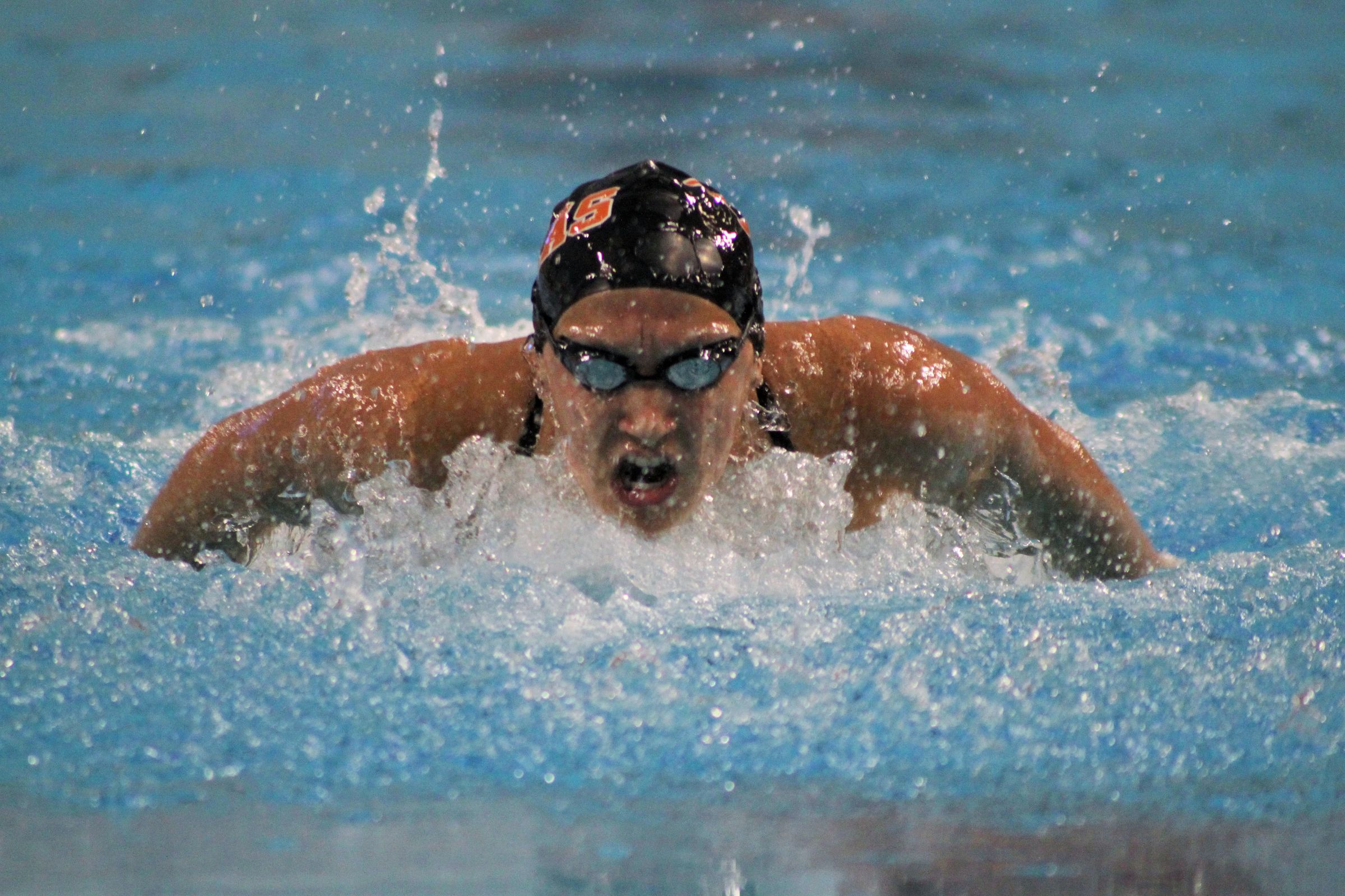 Texas Splits With Georgia - Swimming World