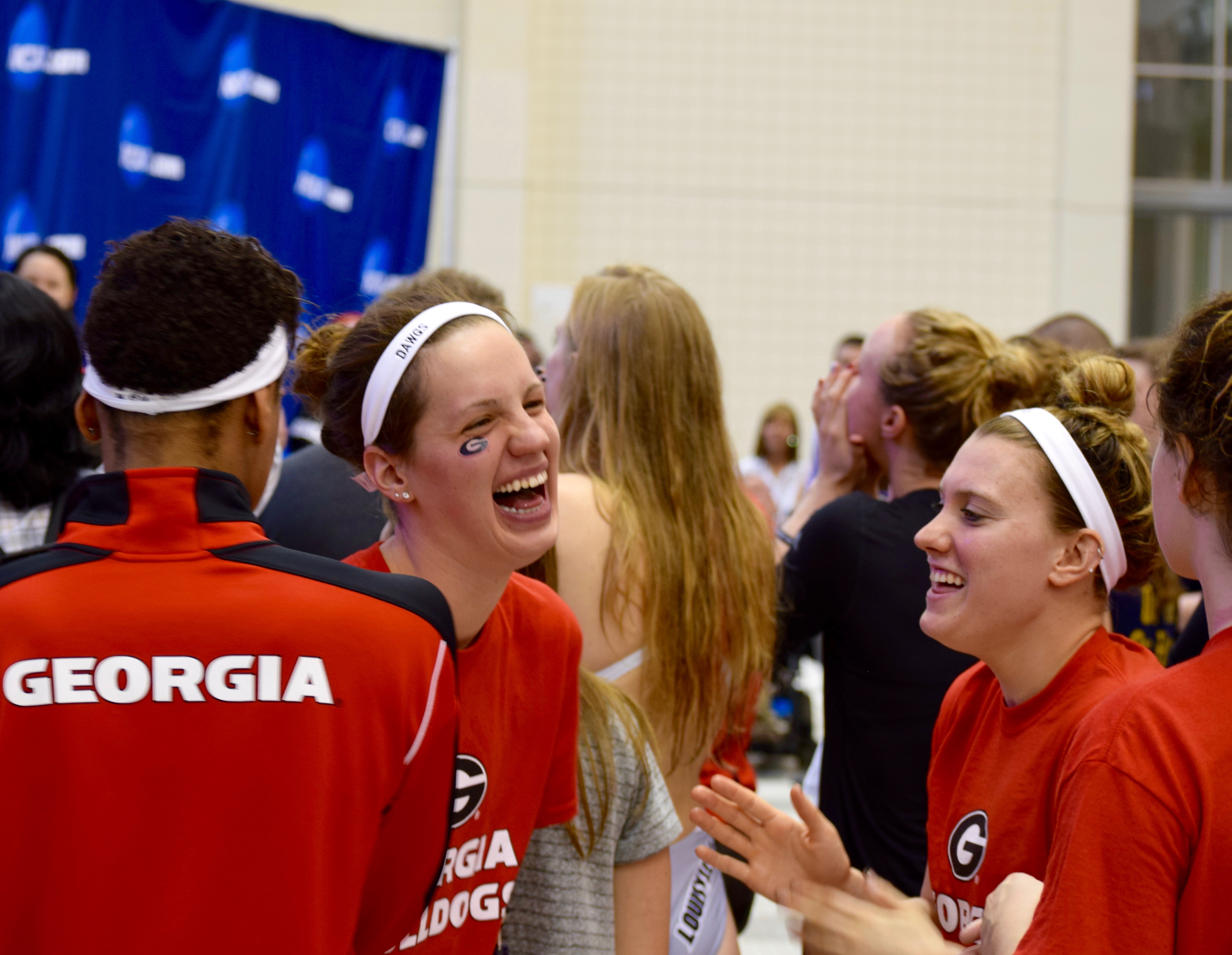 A College Freshman's Guide to a Championship Meet - Swimming World