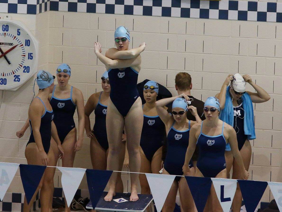 Year-Round to Seasonal: A DIII Swimmer's Adjustment