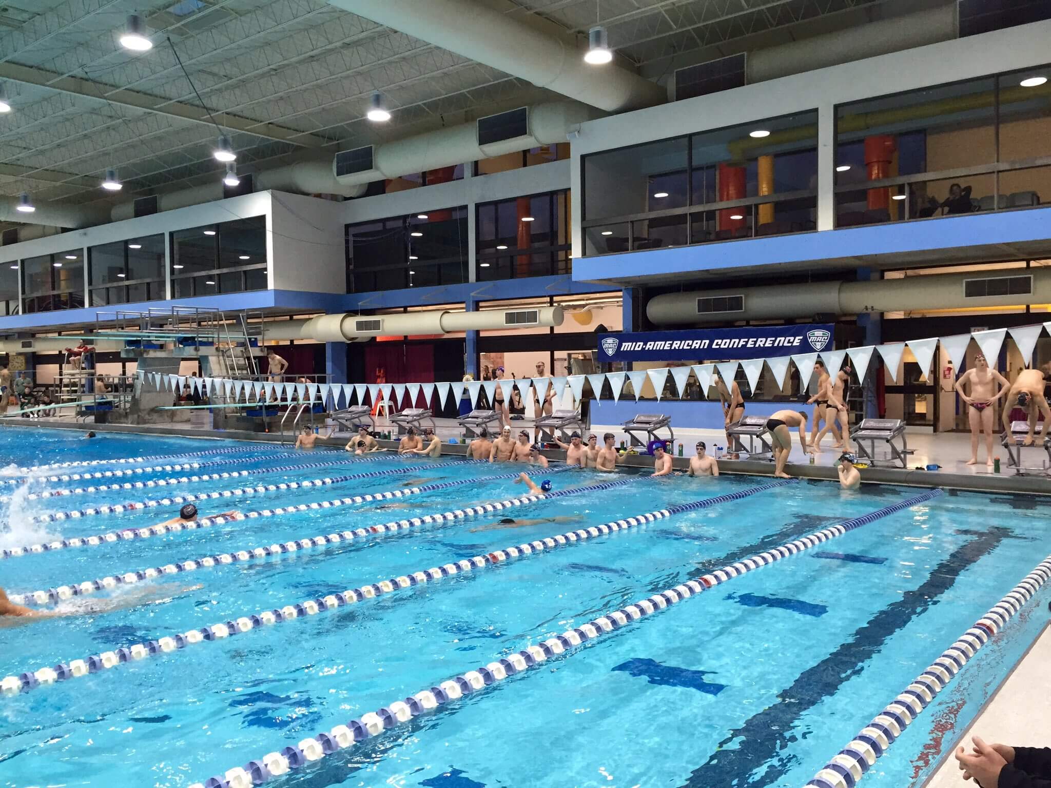 Buffalo, Missouri State Win Relays On Night One Of MAC Championships