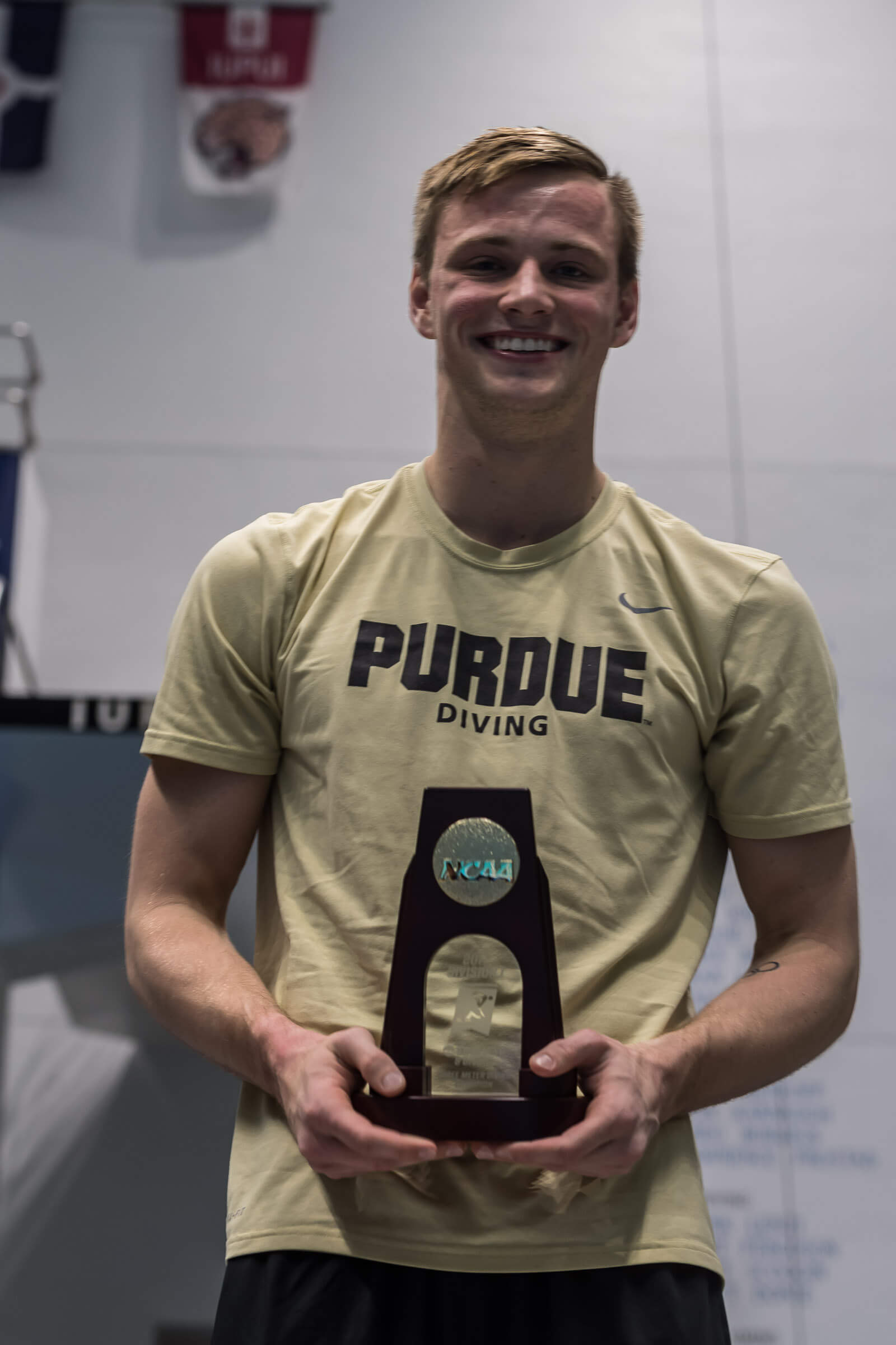Steele Johnson Wins 1m Diving Title - Swimming World
