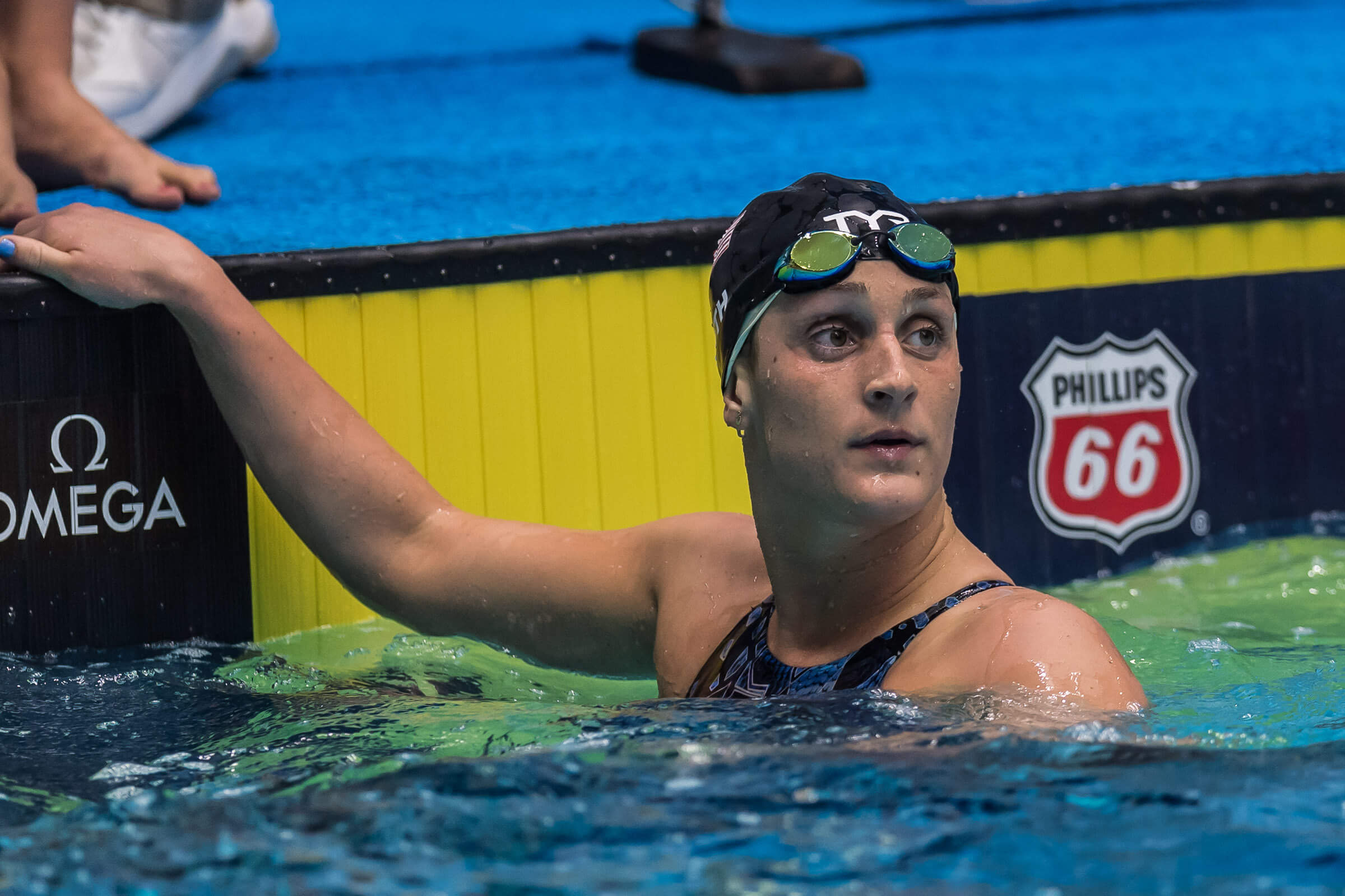Leah Smith Snags Top Seed in...400 IM? - Swimming World
