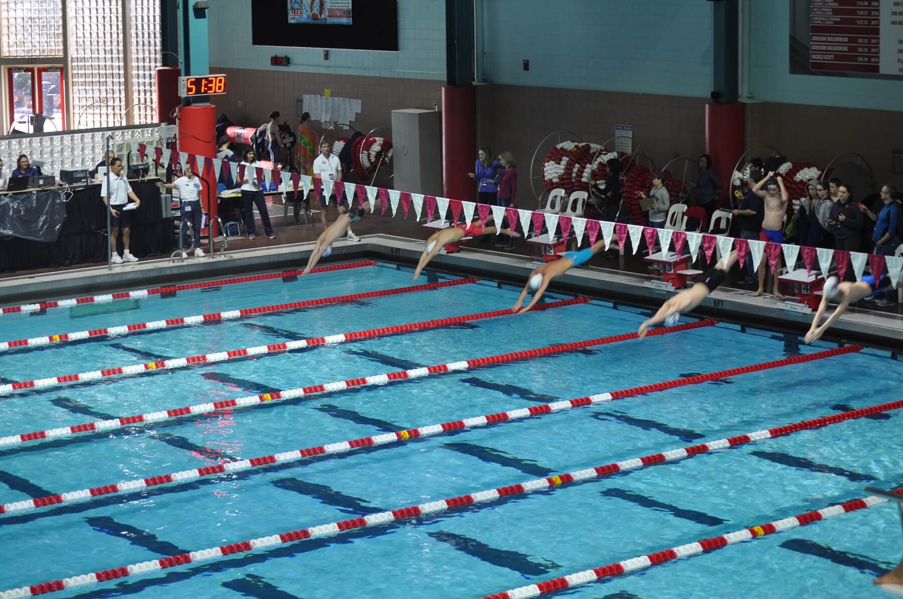 4 Reasons Why In-Season Invitationals are Beneficial - Swimming World