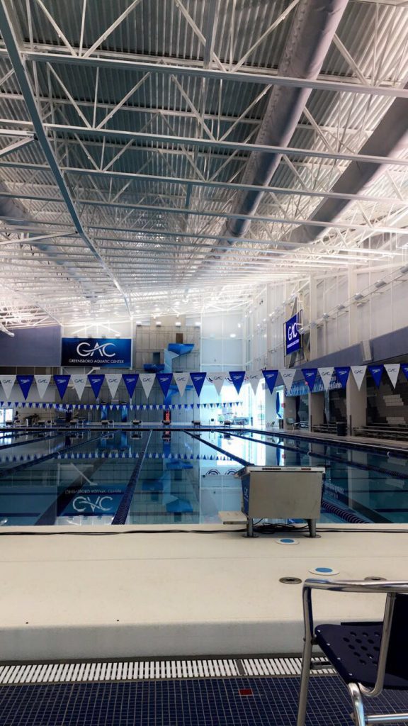 5 Reasons You Should Consider Swimming in College