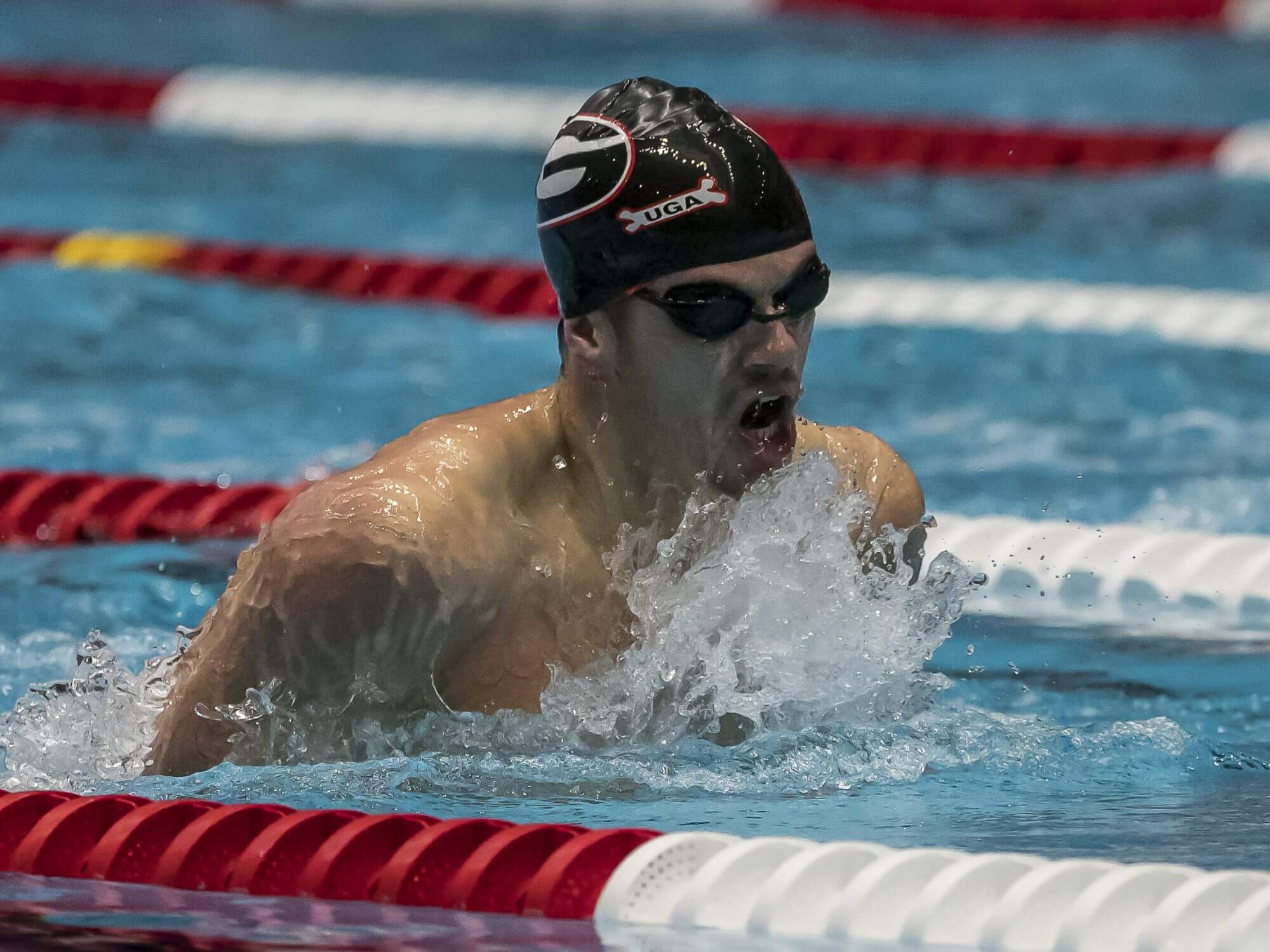 Nic Fink Slingshots By Kevin Cordes in 200 Breast Final at Winter ...