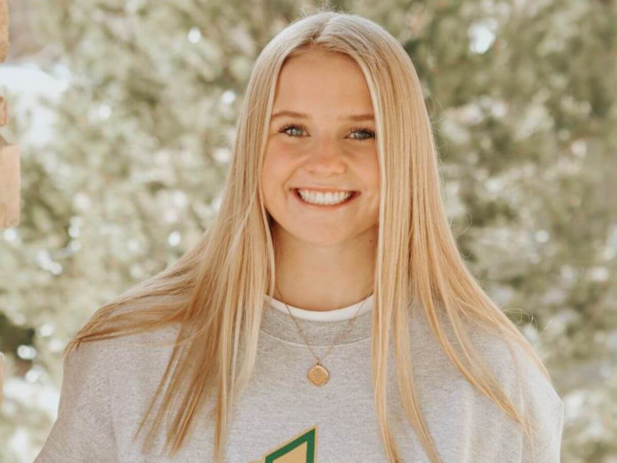 Hannah Chabin Hands Commitment to Concordia University Irvine ...