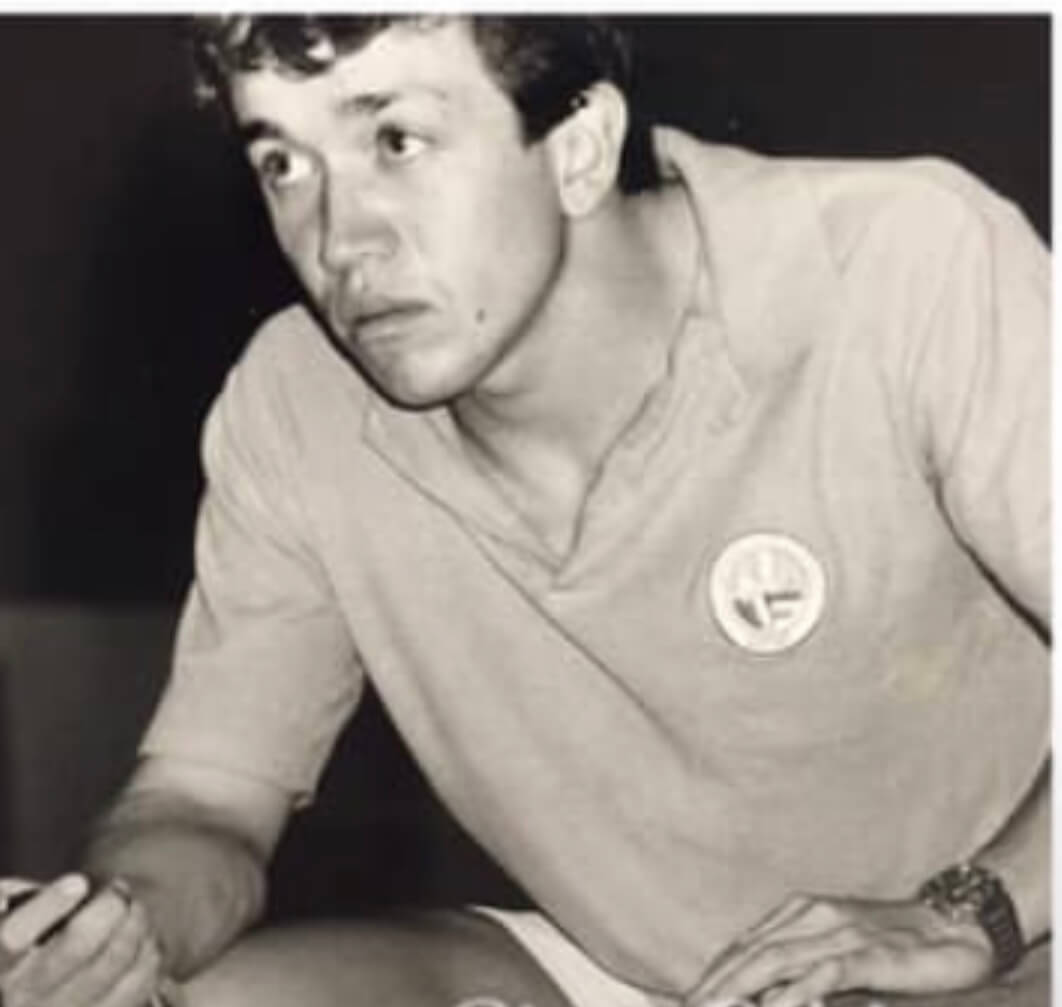 Olympic champion Duncan Armstrong leads tributes for famed Aussie swim ...