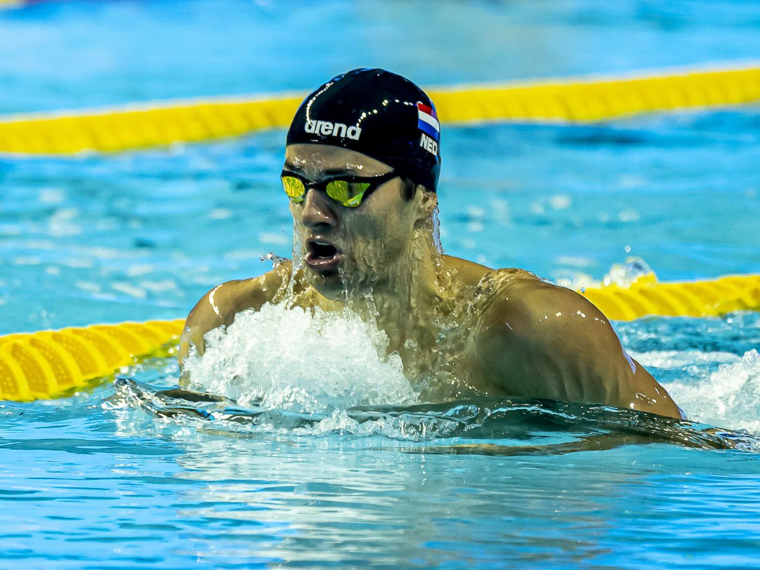 Arno Kamminga Hits Speedy 58.4 / 2:08.0 in Unofficial Breaststroke Time ...