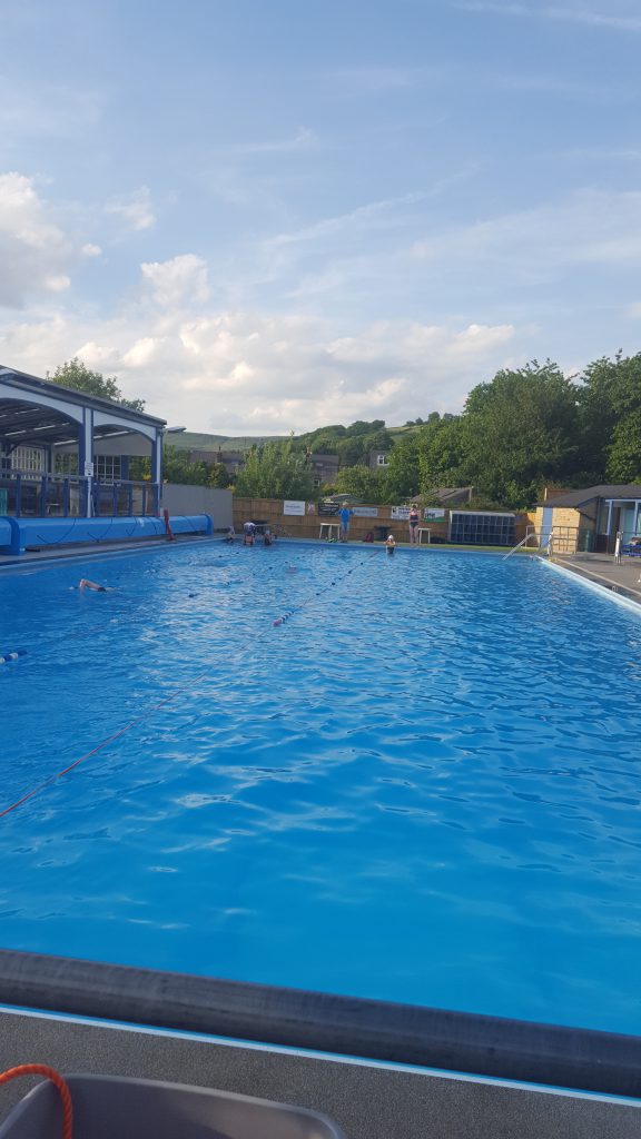 My Favourite Pool: Swimming In The Snow At Hathersage Open Air Pool