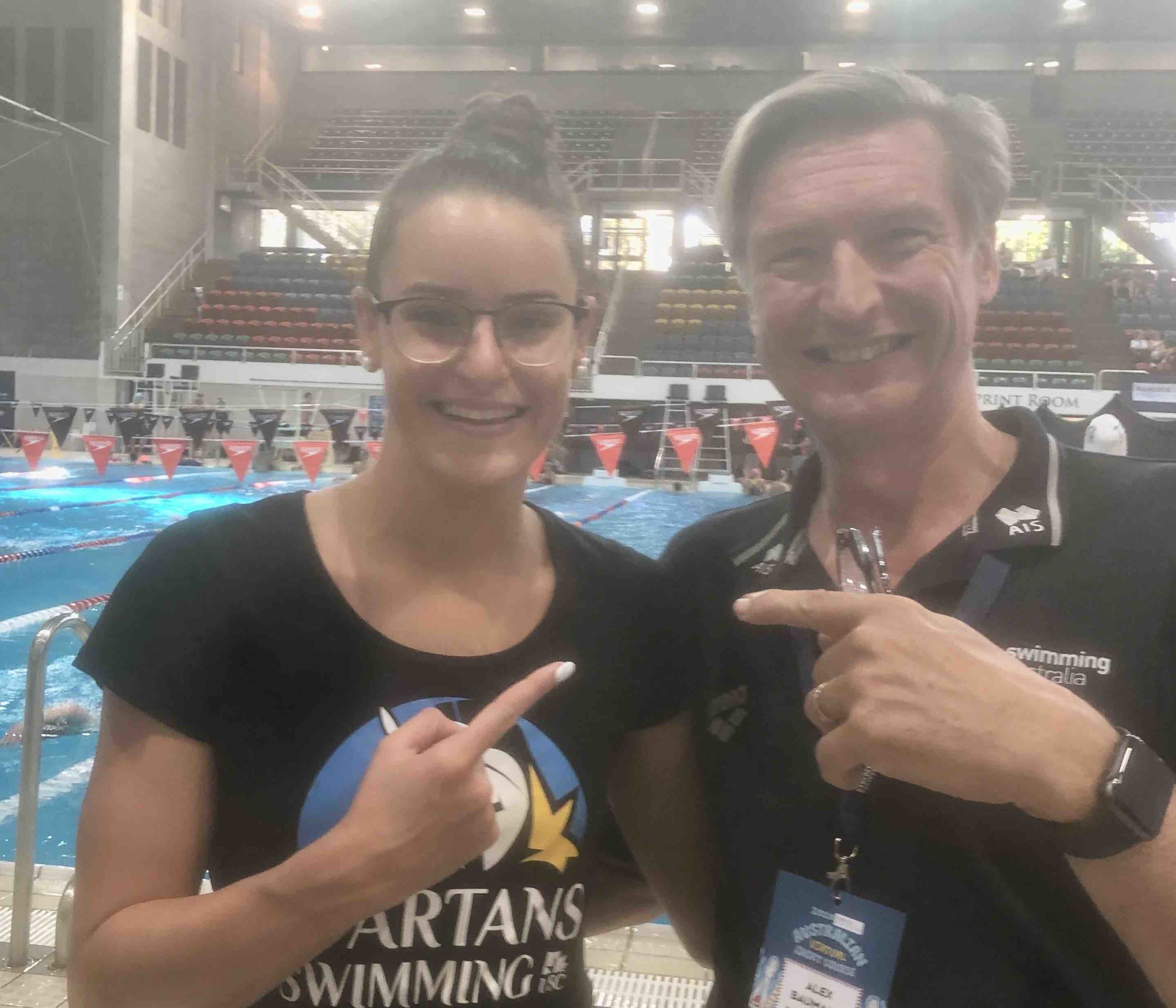 Kaylee McKeown Sets World Short Course Record of 1:58.94 In 200m ...