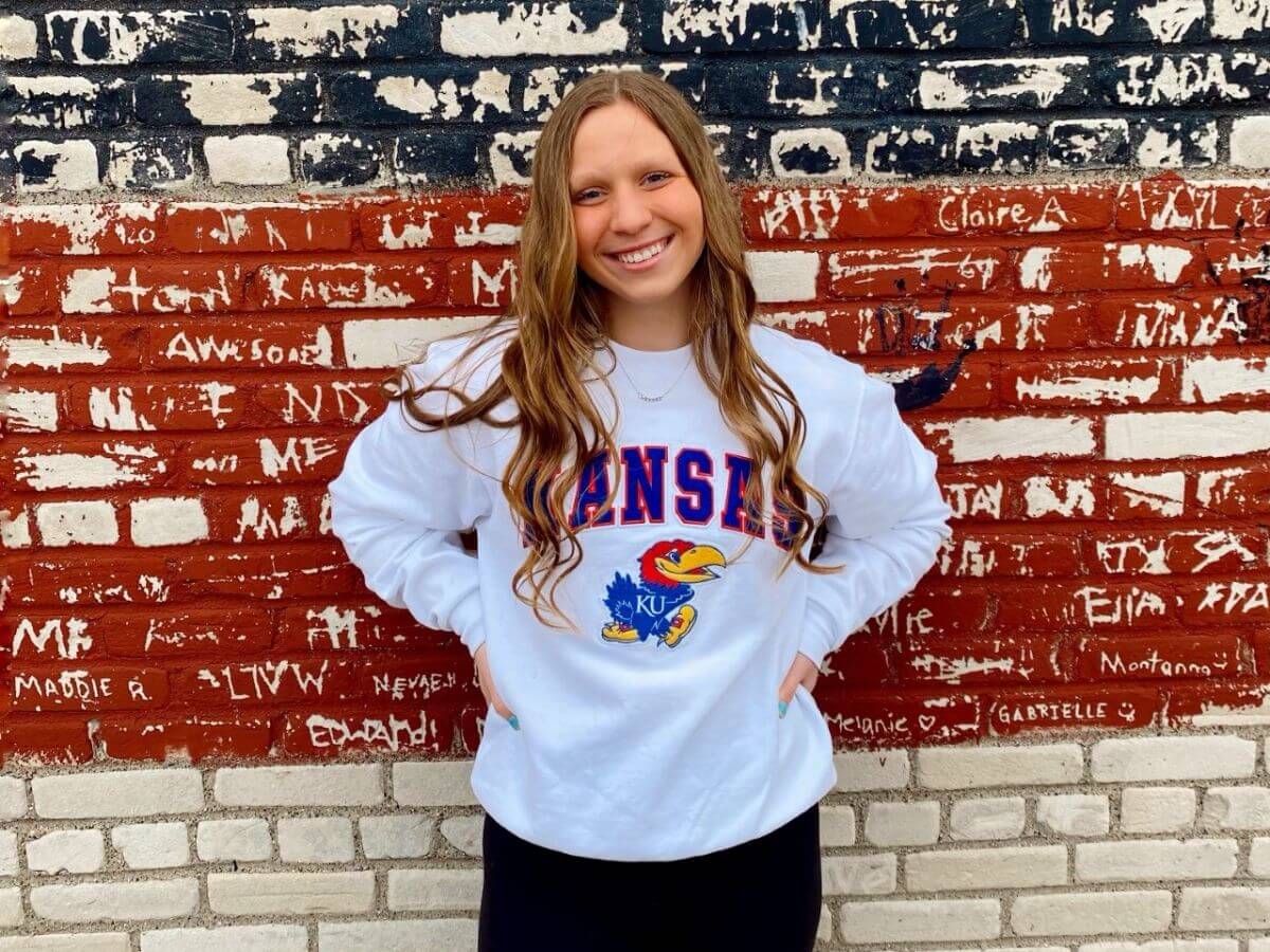 Minnesota State Champion Hailey Farrell Sends Verbal to Kansas for 2022 ...