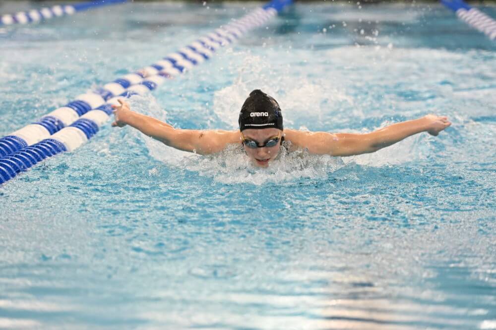 Alex Walsh Takes Dominant 200 IM Win in Individual NCAA Debut
