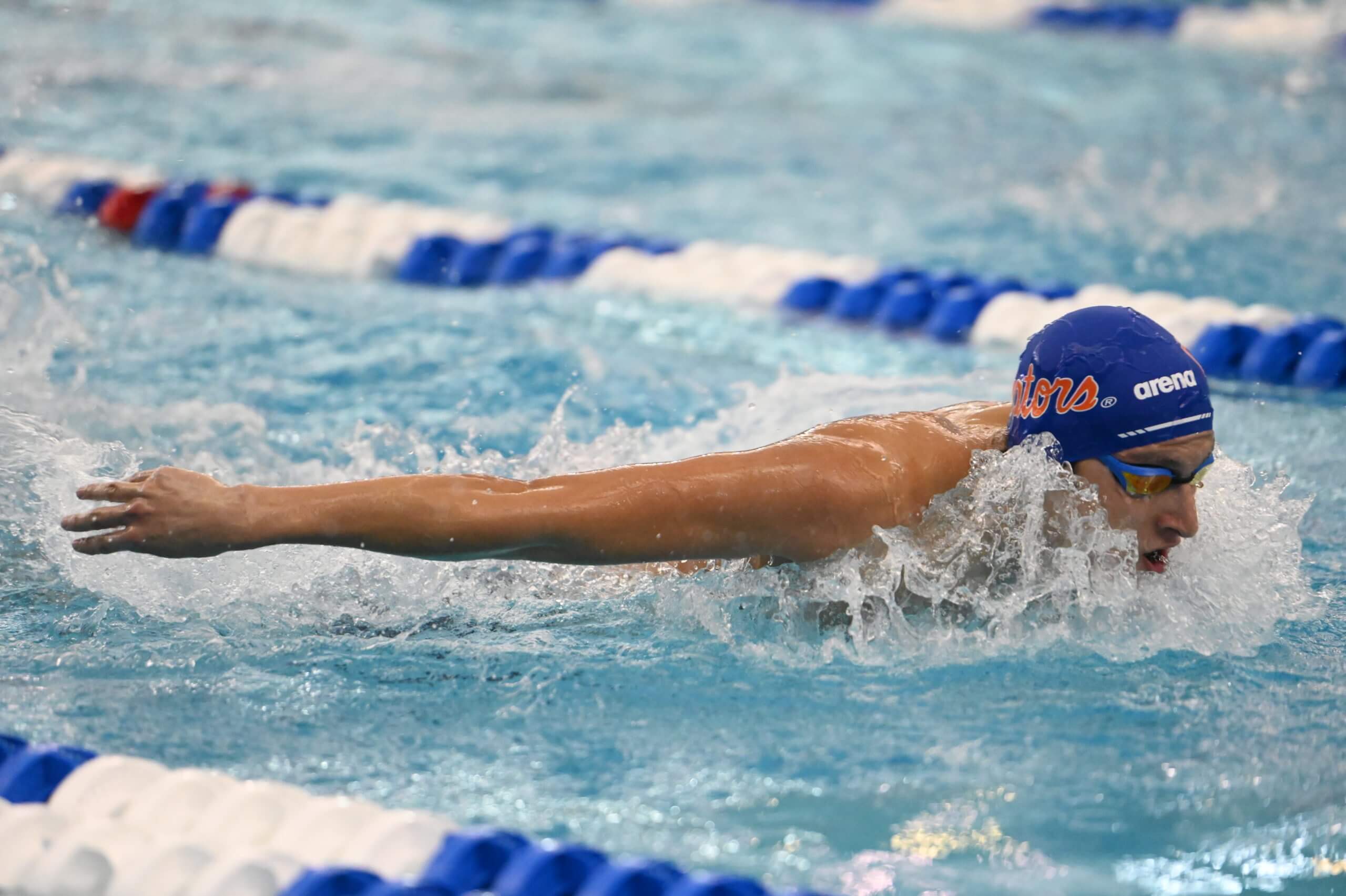 U.S. Nationals: Kevin Vargas Pulls Away to Capture 400 IM