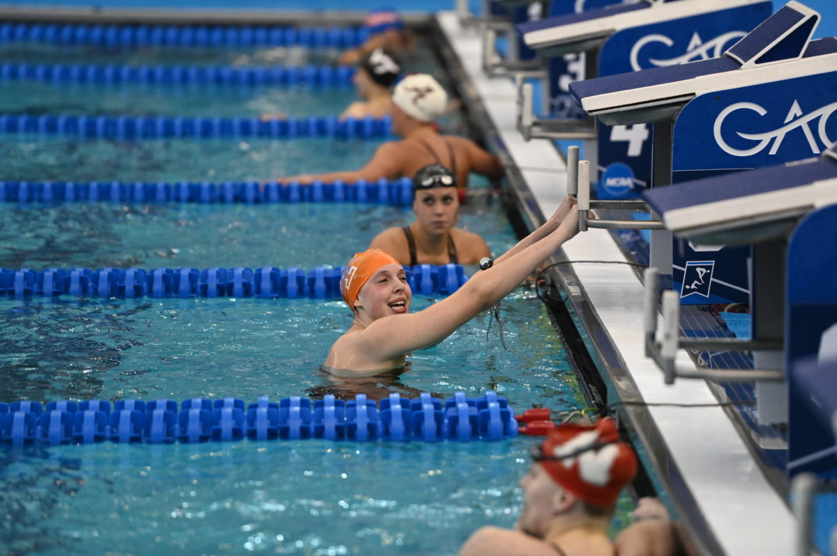 Kristen Stege, Jordan Crooks Help Tennessee Sweep SEC Weekly Honors