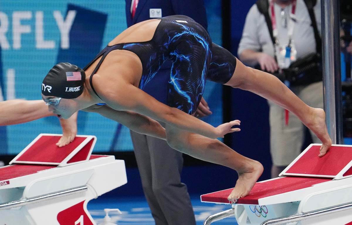 Torri Huske Becomes First College Swimmer to Sign with TYR