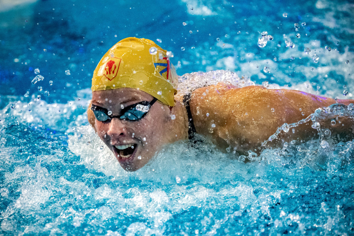 Louise Hansson Delivers Swift Time in Prelims of 100 Fly at World Cup