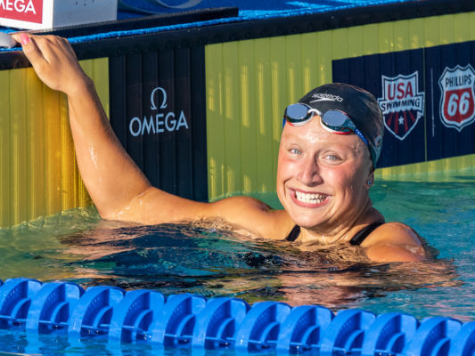 Cal Swims Past Washington State, Isabelle Stadden Breaks Pool Record