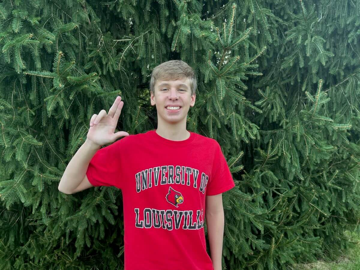 Louisville Dips Into 2024 Recruiting With Verbal From Distance Standout ...