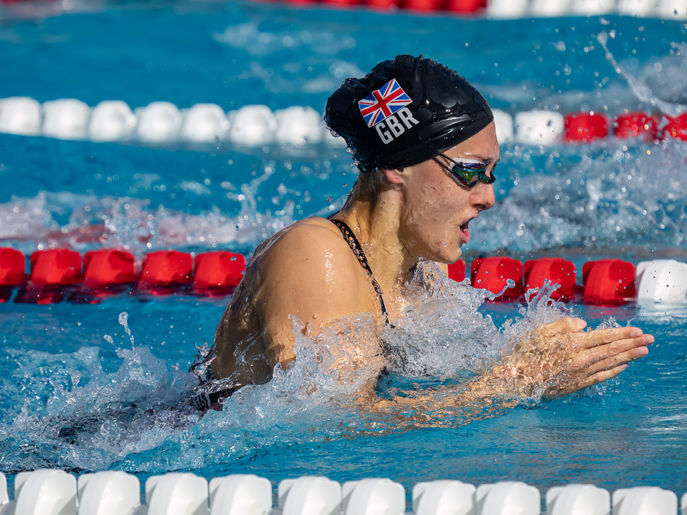 Adam Peaty Takes The Touch Ahead Of James Wilby In Edinburgh