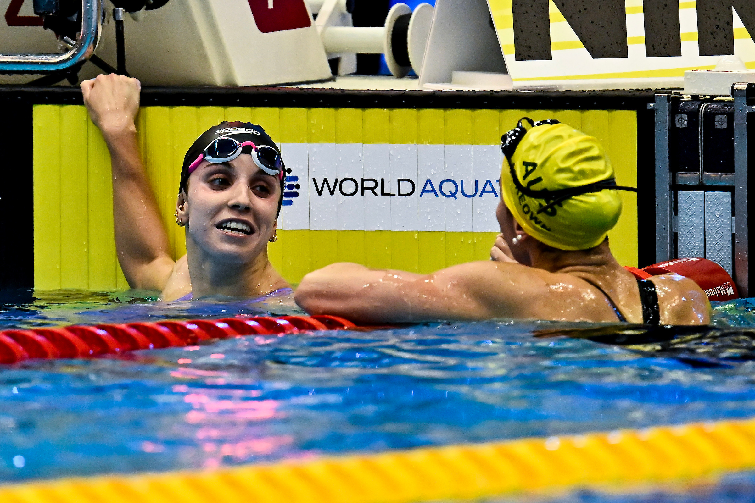 Can Claire Curzan Join McKeown, Smith Atop 200 Backstroke?