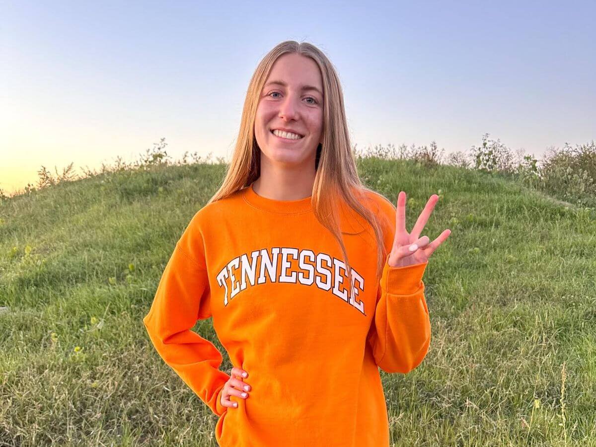 Lady Vols Add Aquajets' Avery Luedke To Class of 2029