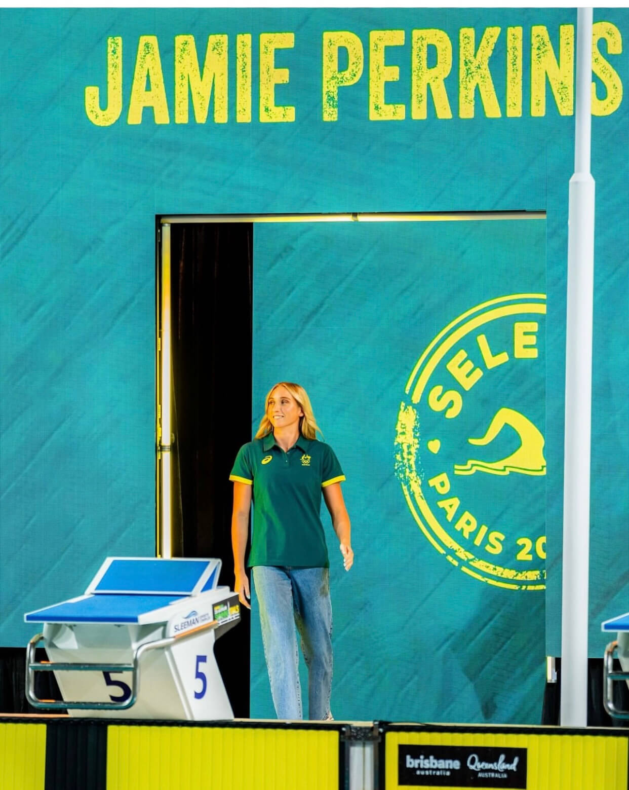 Aussie Teens Receive Paris Presents Of A Lifetime