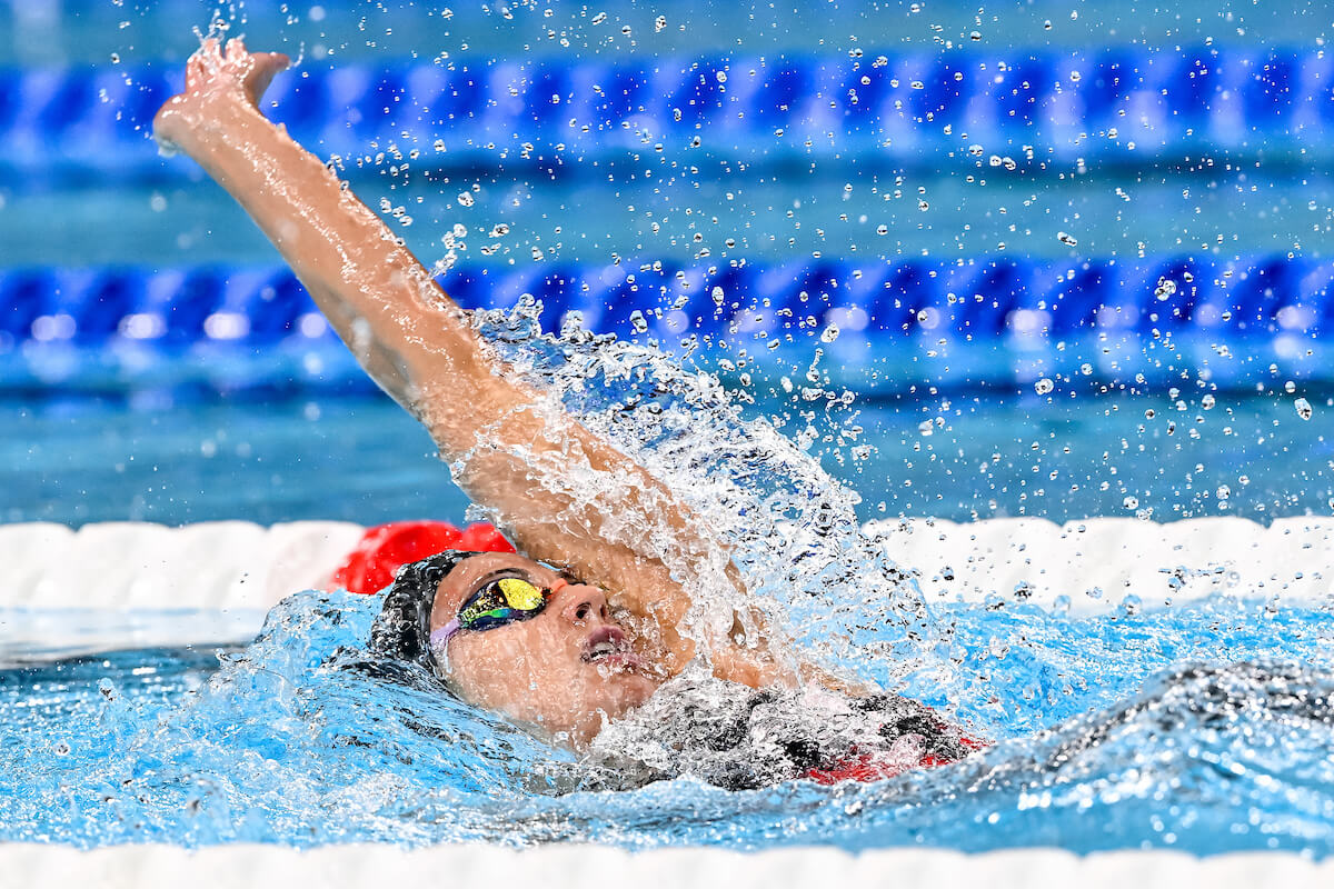 Kylie Masse Rips Canadian Record in 50 Back in TYR PSS Prelims