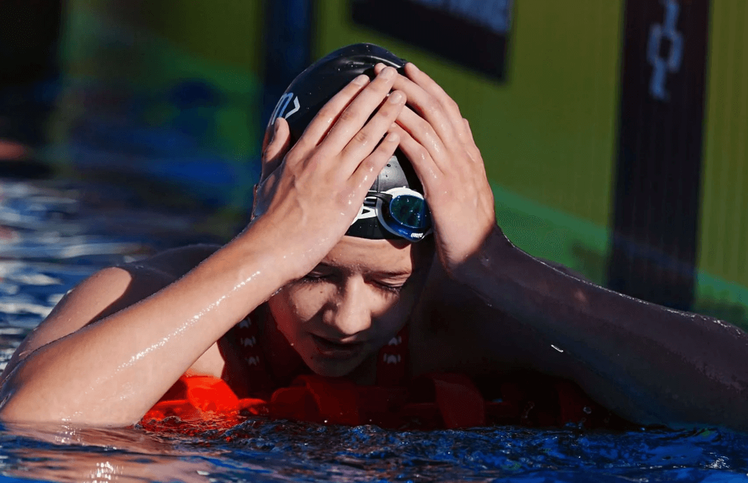 Amalie Smith Posts Meet Record En-Route To 400IM Gold